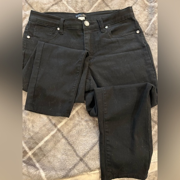 VENUS | Jeans | Venus Black Capri Jeans | Poshmark